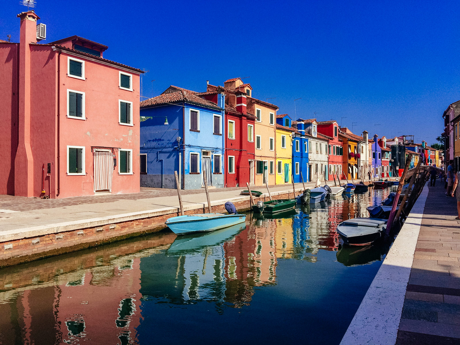 Visitare Burano: l'isola colorata nella laguna di Venezia – Kiwi The ...